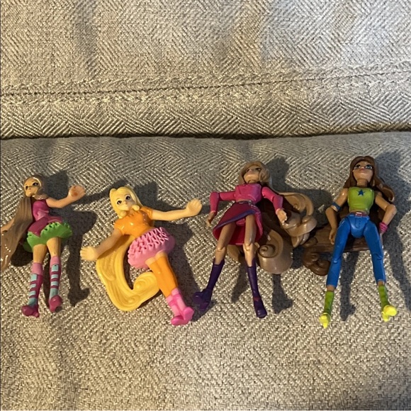 winx | Toys | Winx Club Mattel Random Minis 3 Pvc Set Of 4 | Poshmark